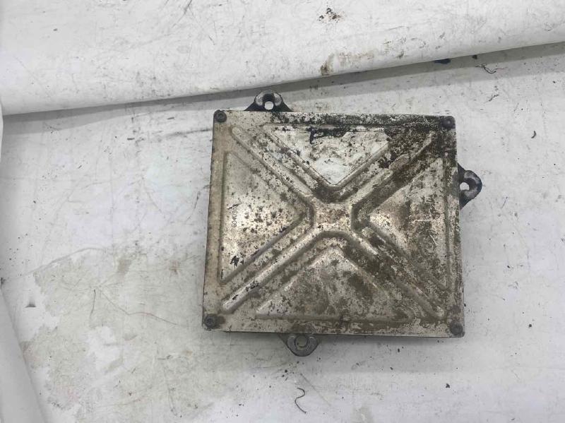 CHEVROLET SILVERADO 2500 PICKUP 2016 Body Control; (under steering ...