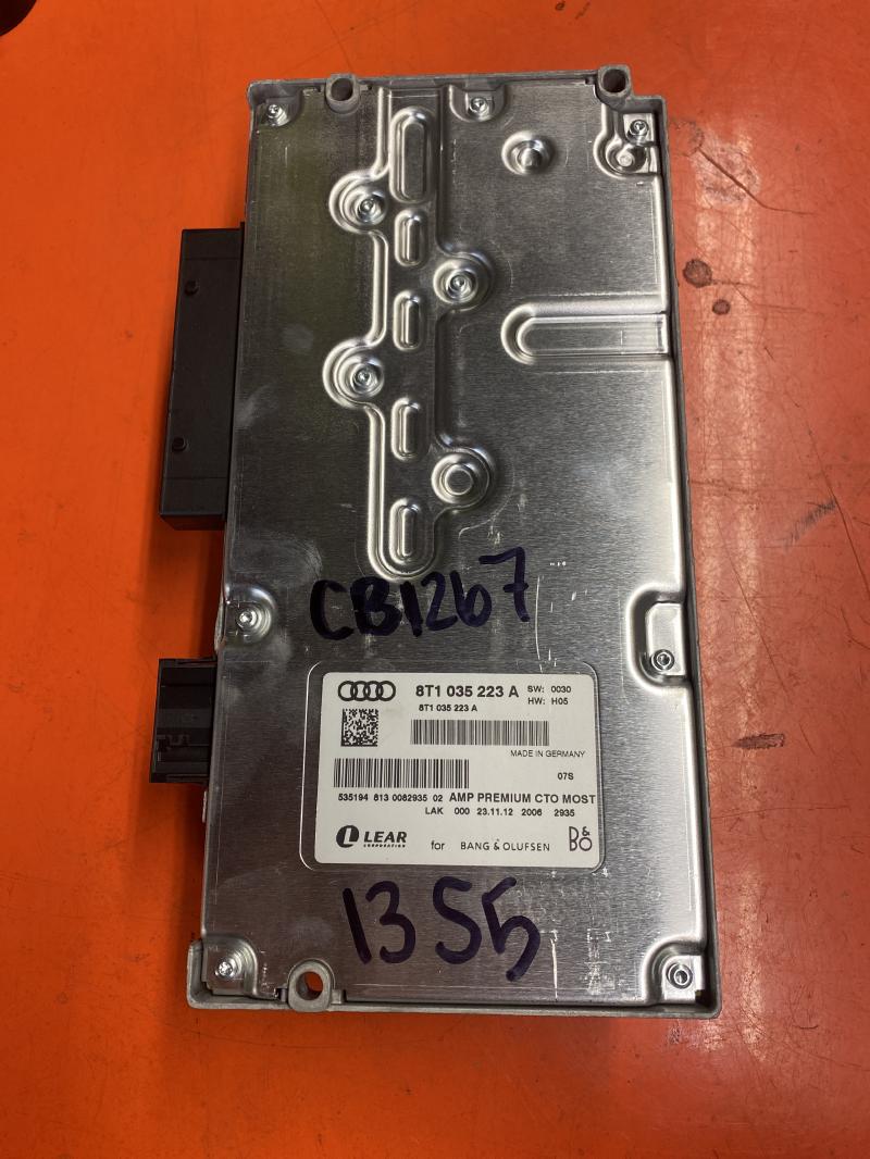 AUDI A4 13 amplifier (trunk mounted), Bang and Olufsen audio system ...